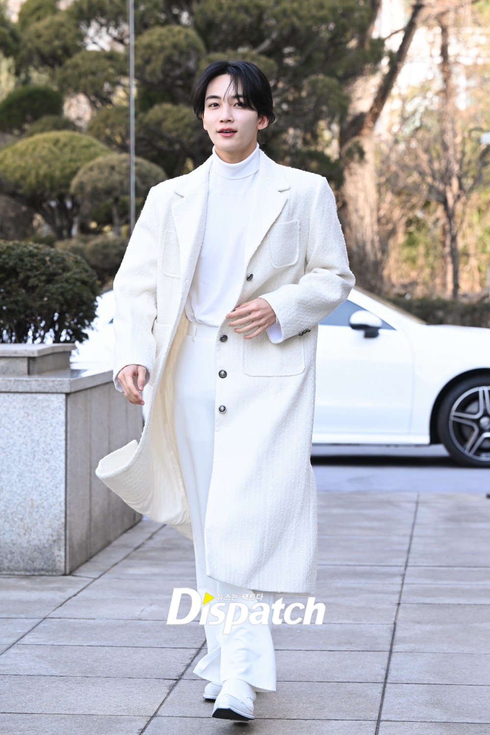 현장포토 퍼펙트 비주얼 정한 장발 귀공자 디스패치 뉴스는 팩트다