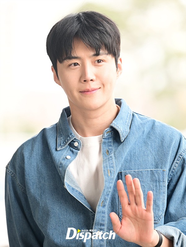현장포토 귀공자 이런 느낌 김선호 치명적 볼하트 디스패치 뉴스는 팩트다
