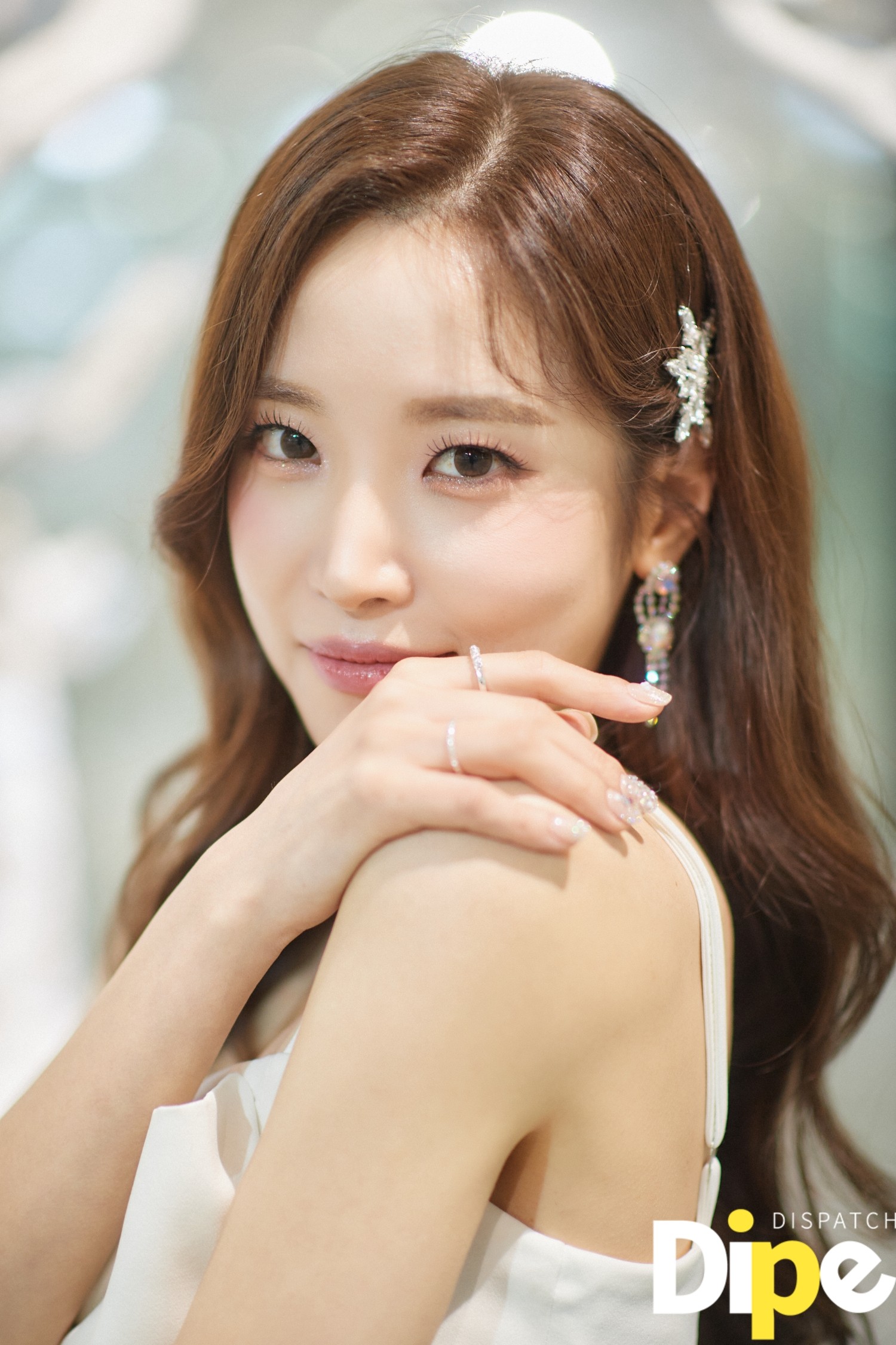 [Hⓓ] Hwayeon, As Beautiful as Flowers | DIPE.CO.KR