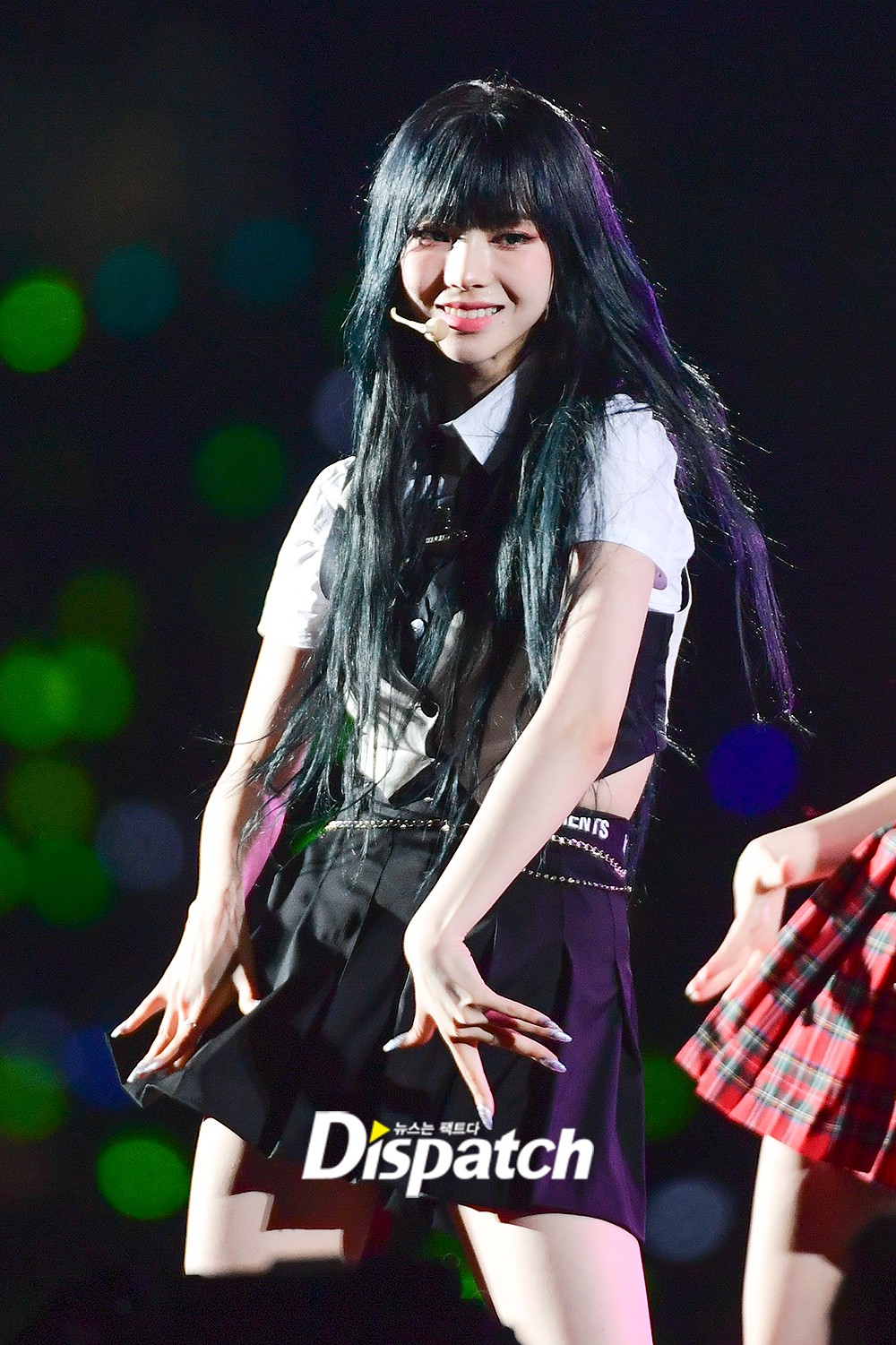 [현장포토] “앞머리만 내려도”…카리나, 인형 모먼트 | 디스패치 | 뉴스는 팩트다!