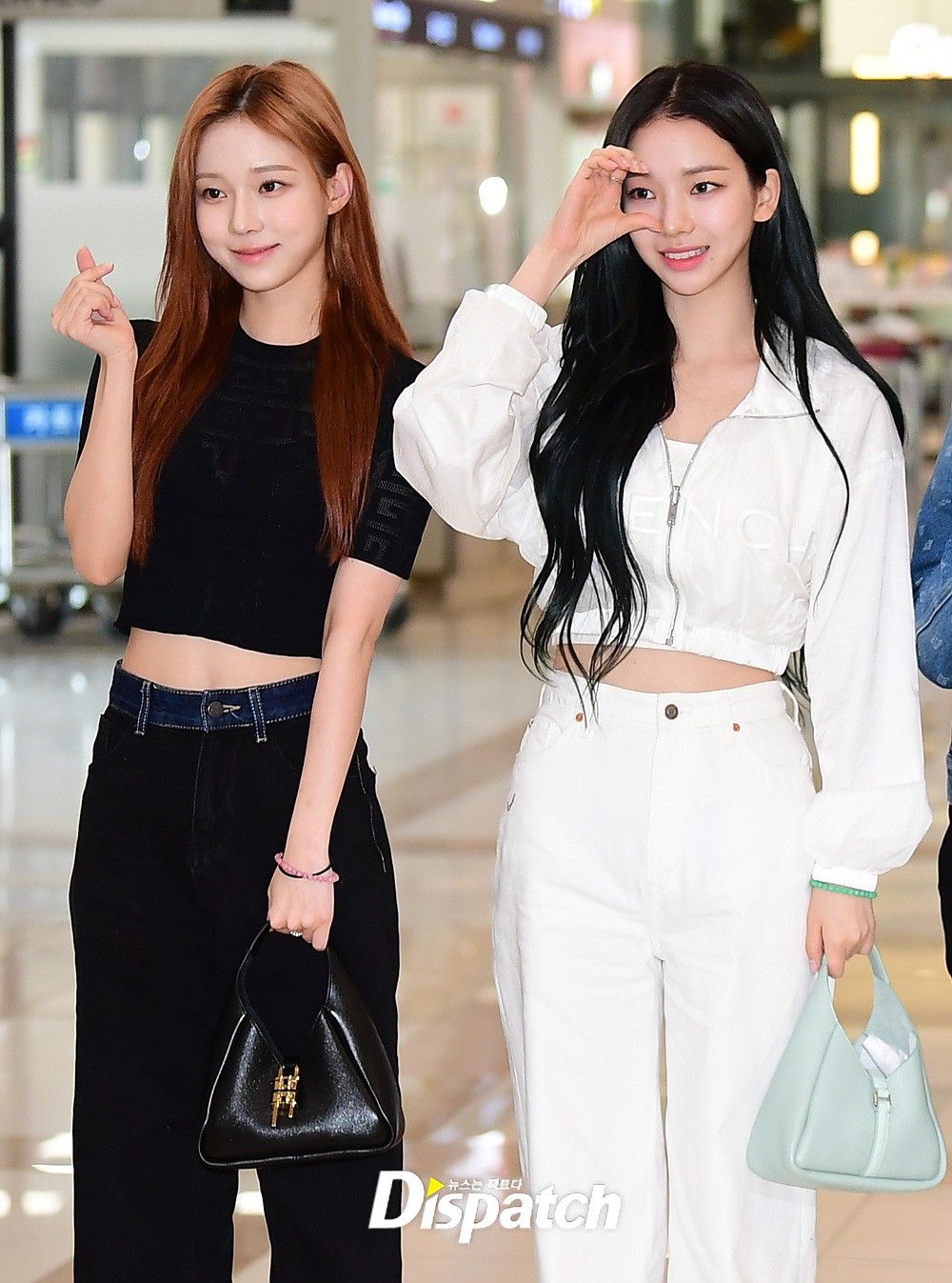 [현장포토] "예쁜애 옆 예쁜애"…윈터·카리나, 비주얼 케미 | 디스패치 | 뉴스는 팩트다!