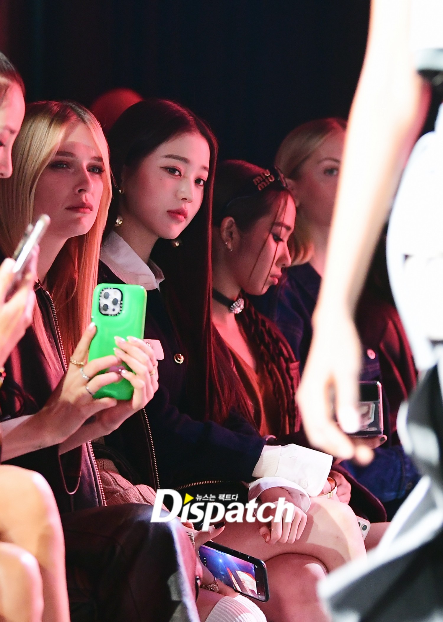 [아이브] 원영 디스패치 파리 패션위크 2023 S/S 컬렉션 HD포토 : MLBPARK