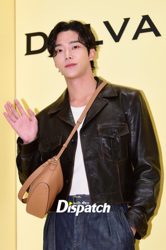 Twice's Jihyo and SF9's Rowoon attend Delvaux pop-up store event | DIPE ...