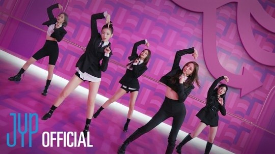 Itzy release teaser clip for new album 'Cheshire' | DIPE.CO.KR