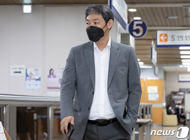 박수홍·아내 명예훼손 혐의 김용호 2번째 공판서도 전부 부인 Snsfeed 제휴콘텐츠 제공 실시간 핫이슈