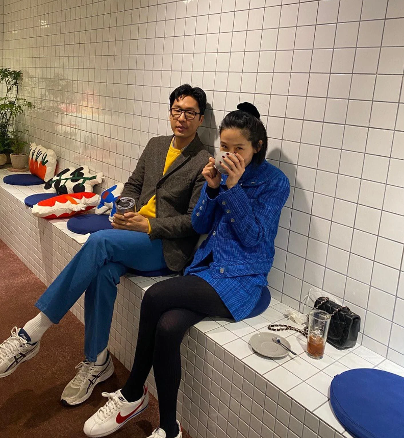드디어 투샷 멋진 커플 김나영 ♥마이큐와 달달 럽스타 사진 9장 Snsfeed 제휴콘텐츠 제공 실시간 핫이슈