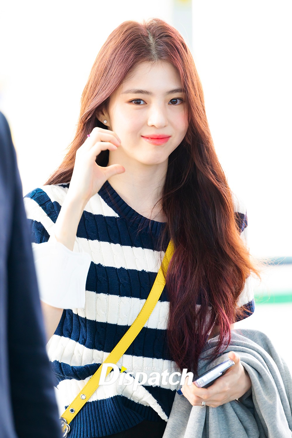 Actress Han So-Hee makes Airport her runway | DIPE.CO.KR