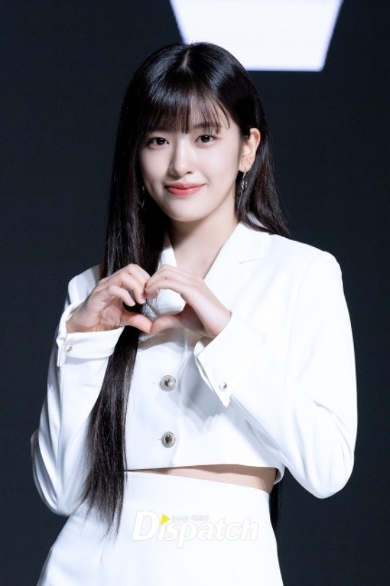 [Photo] " Heart pounding!" IVE’s showcase | DIPE.CO.KR