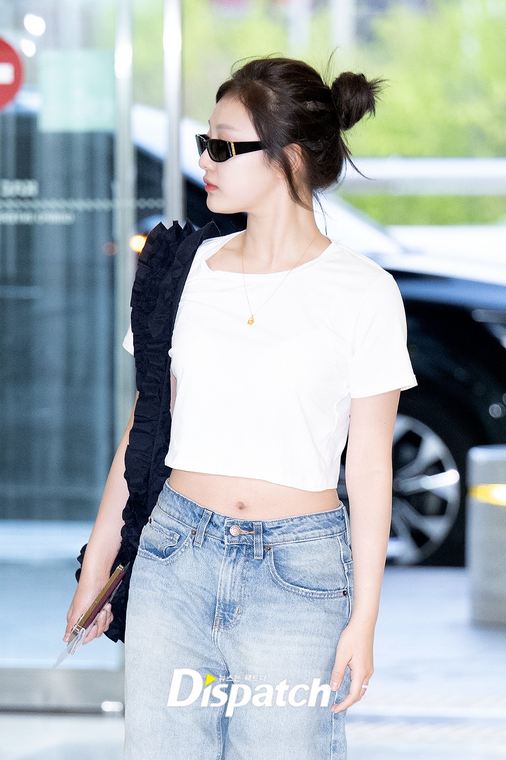 Aespa's Ningning, chic departure | DIPE.CO.KR