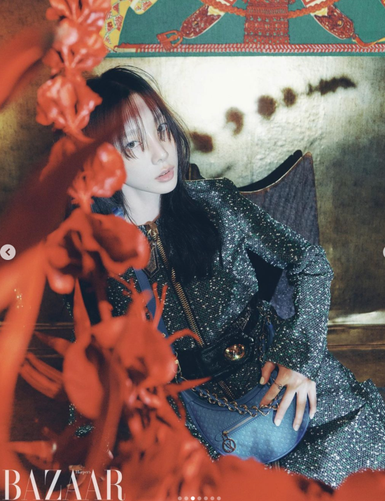 Taeyeon, the piercing on her lips dreamy photohoot | DIPE.CO.KR