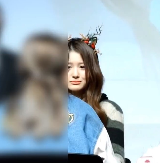 NMIXX’s Sullyoon shows tears at fan signing event | DIPE.CO.KR