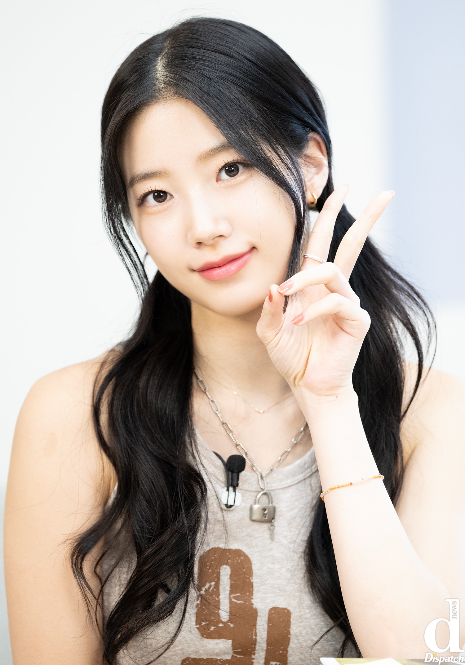 [르세라핌] 디스패치 디아이콘 언박싱 촬영.jpg : MLBPARK