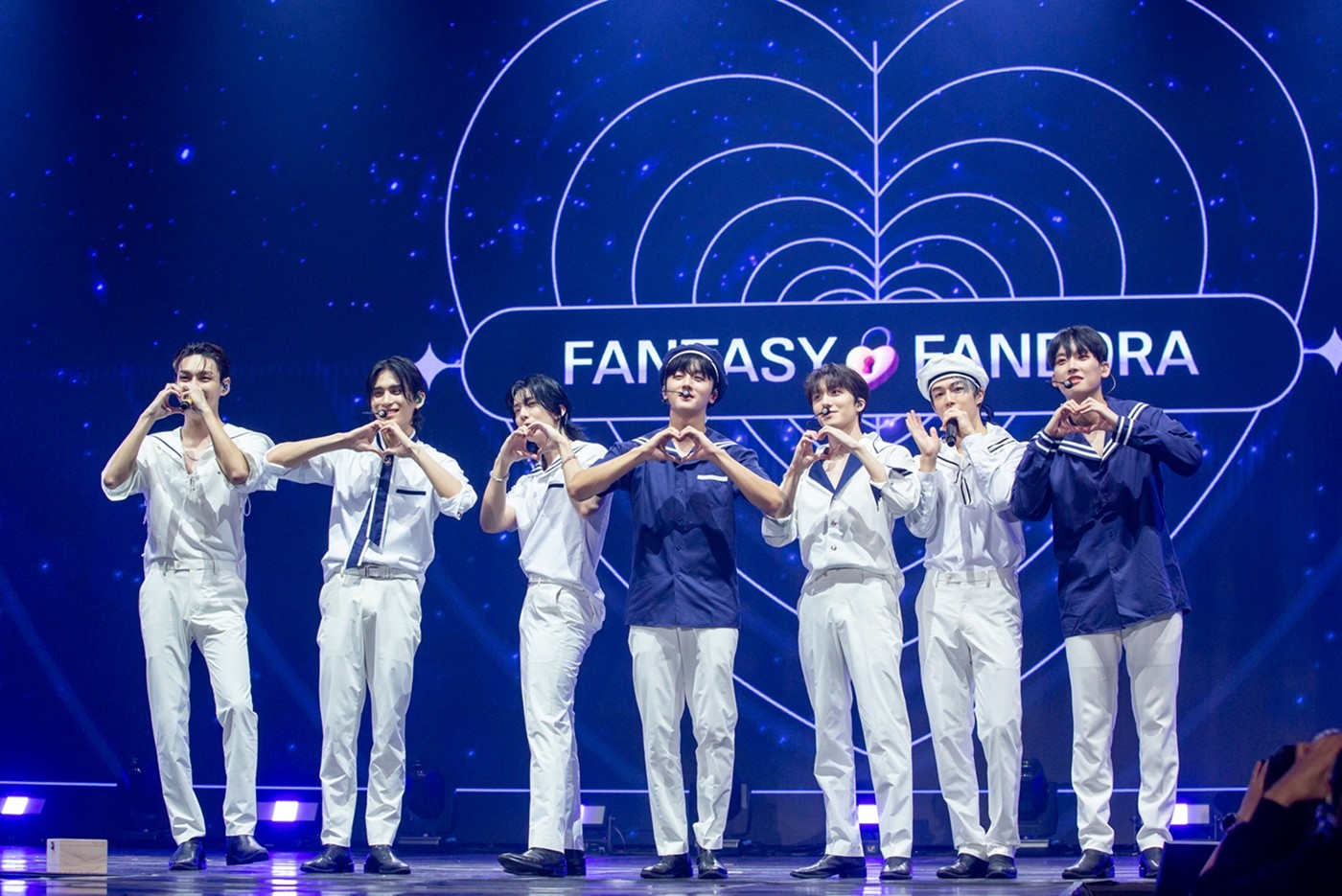SF9, 2번째 팬콘서트 성료…"뜨겁고 유쾌했던 210분" | 디스패치 | 뉴스는 팩트다!