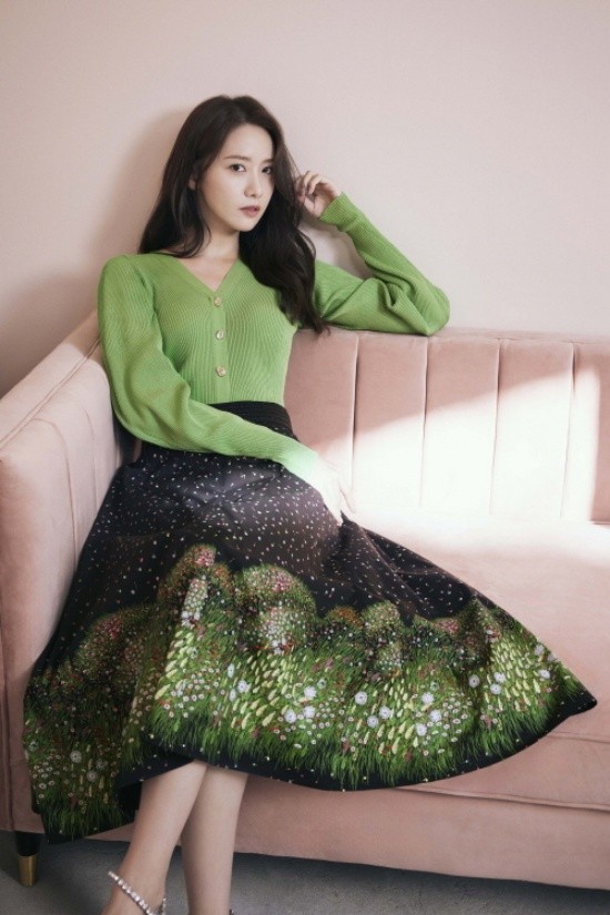 Yoona X Jigott, "Relaxation and Confidence" | DIPE.CO.KR