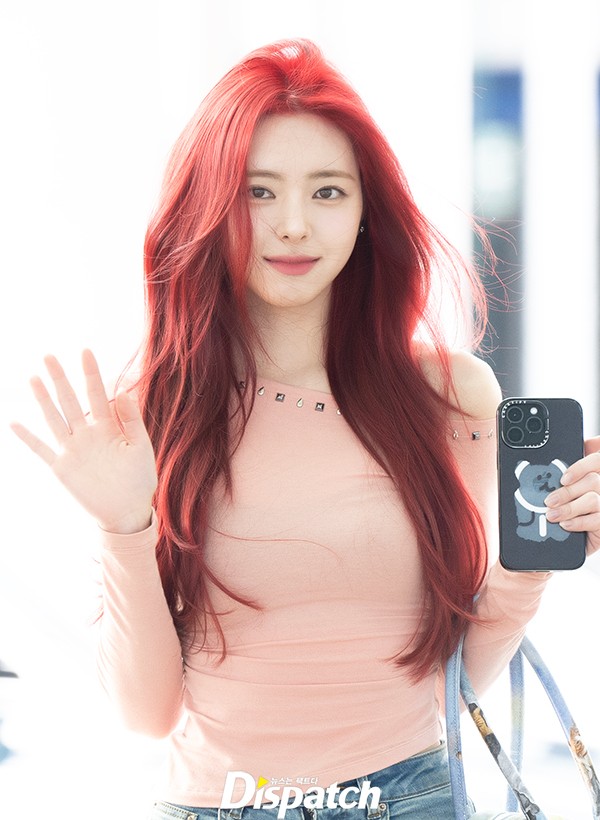 YUNA (ITZY) | DIPE.CO.KR