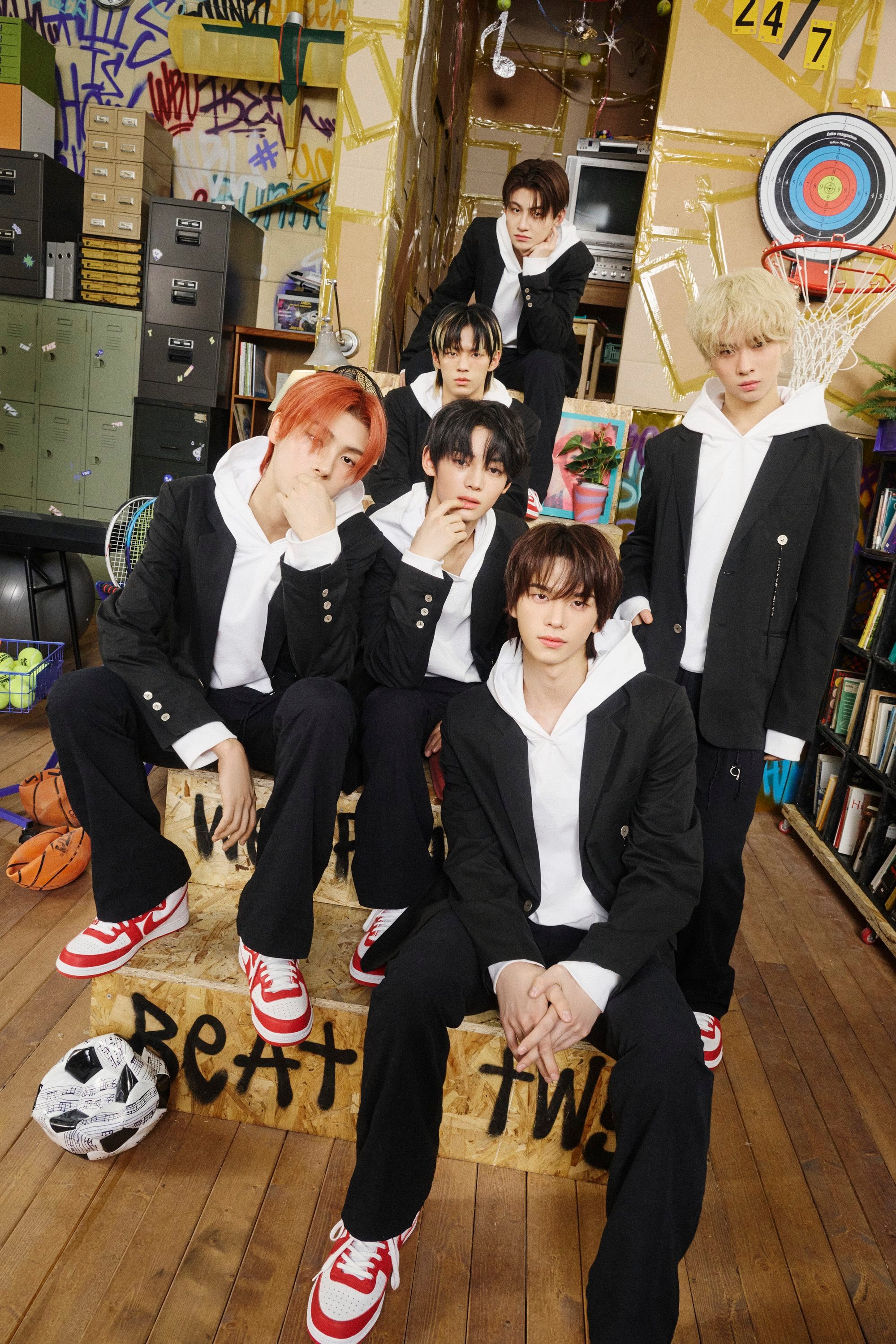 TWS Sweeps Japanese Charts : Oricon and Billboard Japan Rank 2nd | DIPE.CO.KR