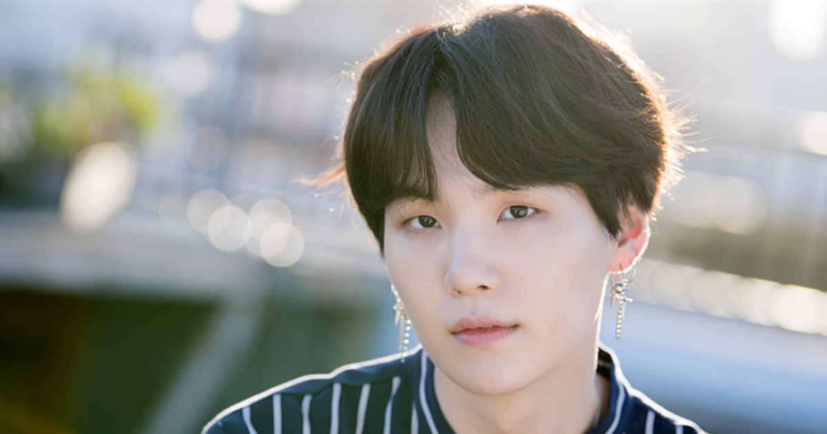 Sugar's 'D-Day' re-enters Billboard 200. | DIPE.CO.KR