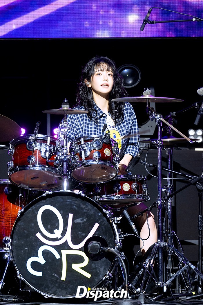 "From Dissonance to Harmony"—QWER Opens a New Chapter with Their 3rd ...