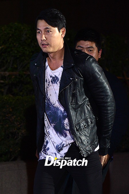 [BIFF 17th] "남자다잉~"…정우성, 터프한 인사 | 디스패치 | 뉴스는 팩트다!