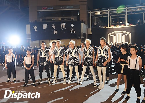 300명이 춤을 춘다, 빙빙빙"…JJCC, 역대 최다인원 M/V | 디스패치 | 뉴스는 팩트다!