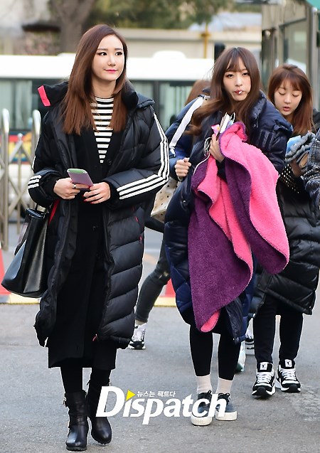 [로드 1mm] "노출은 무대용"…EXID vs 헬비, 꽁꽁 출근길 | 디스패치 | 뉴스는 팩트다!